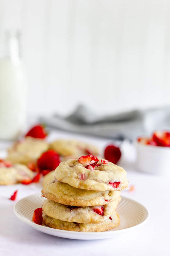 Delicious Strawberry Chunk Cookie Recipe | Frugal Farm Wife