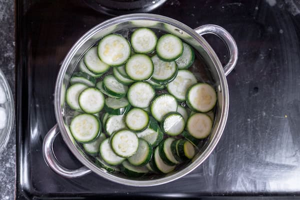 How to Freeze Zucchini - The Frugal Farm Wife